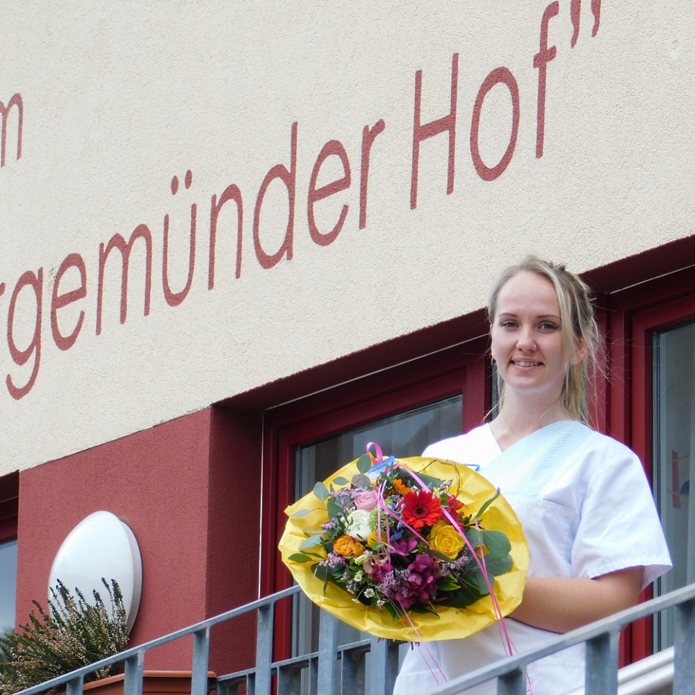 Ausbildung lohnt sich! - inter pares Sozialholding GmbH Ausbildung lohnt sich! - inter pares Sozialholding GmbH